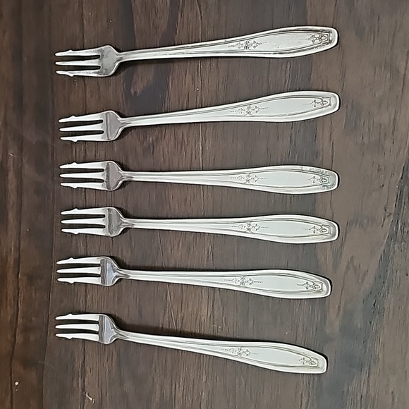 EPNS | Kitchen | Lot Of Vintage 94s Silver Plated Shrimp Forks | Poshmark